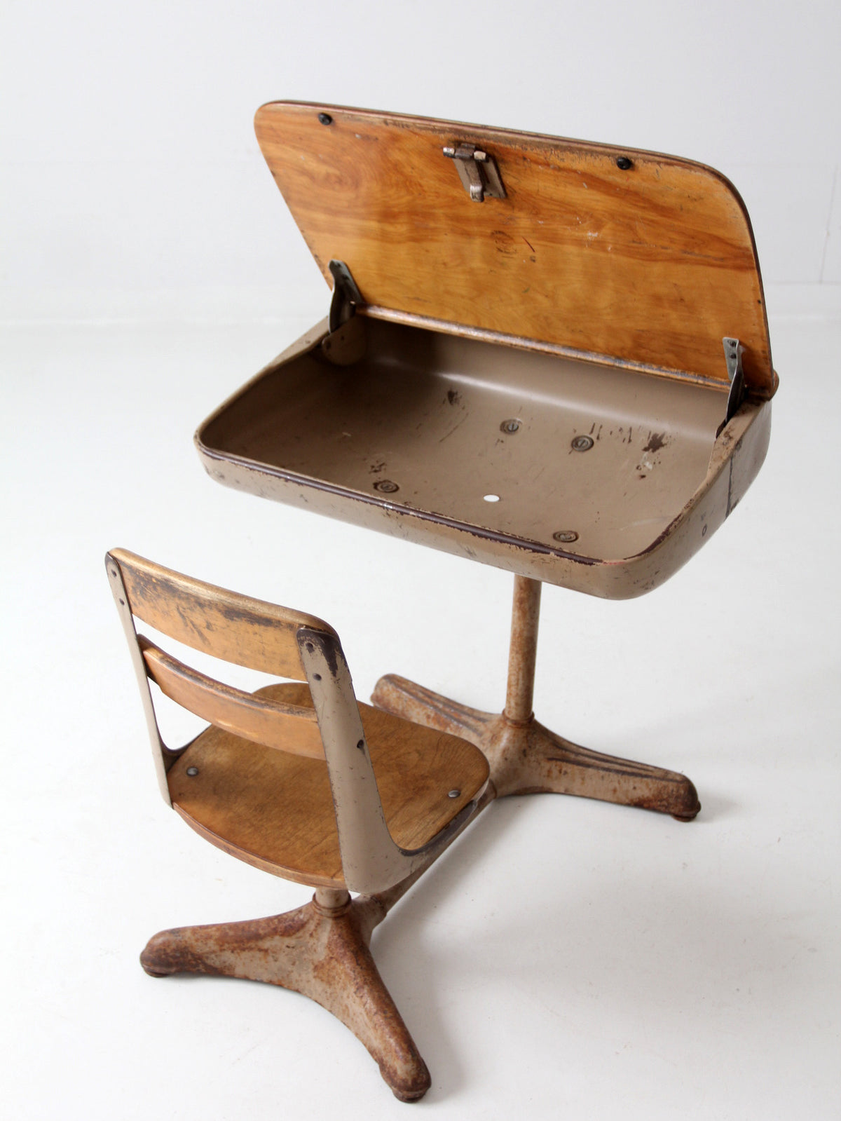 vintage school desk – 86 Vintage