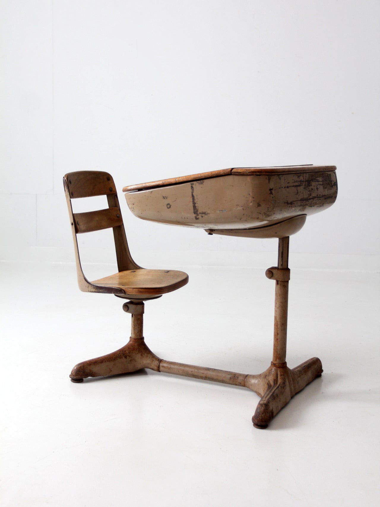 vintage school desk – 86 Vintage
