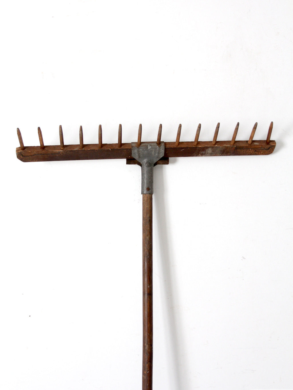 antique wooden hay rake – 86 Vintage
