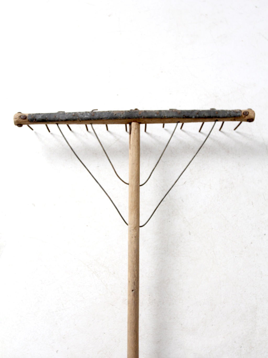 antique wooden hay rake – 86 Vintage
