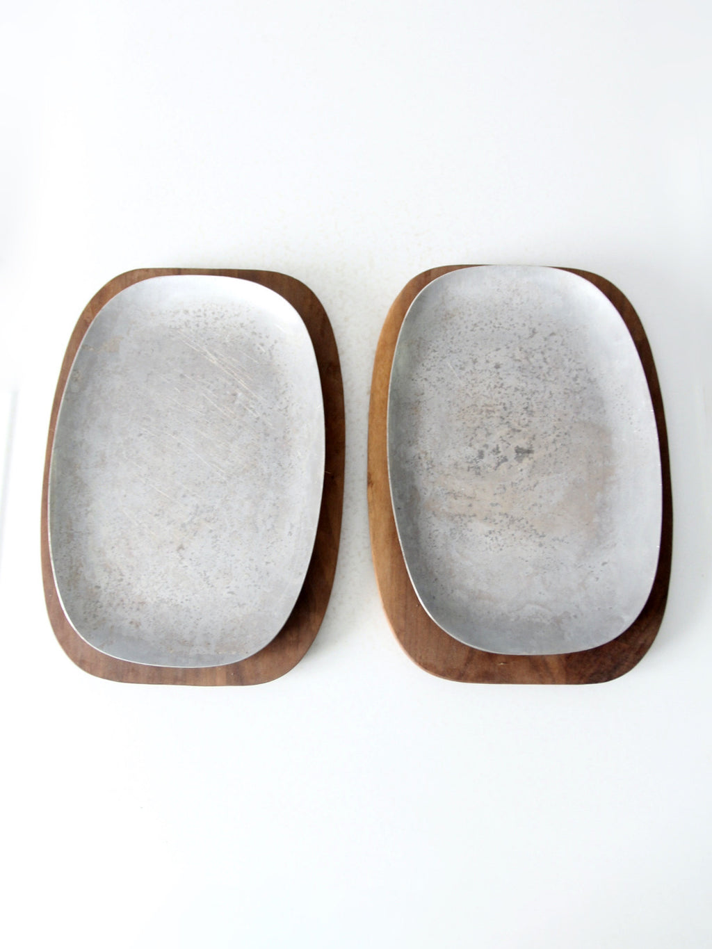 mid-century sizzler plate sets pair – 86 Vintage