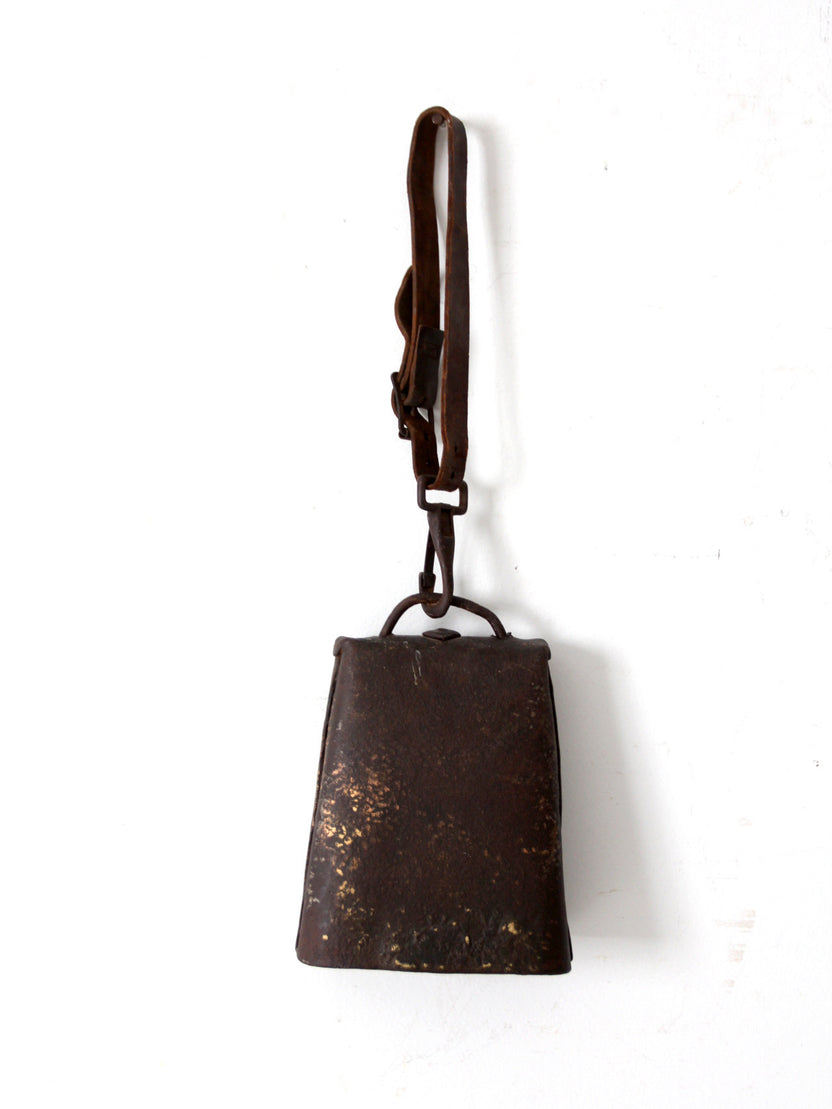 antique cow bell – 86 Vintage
