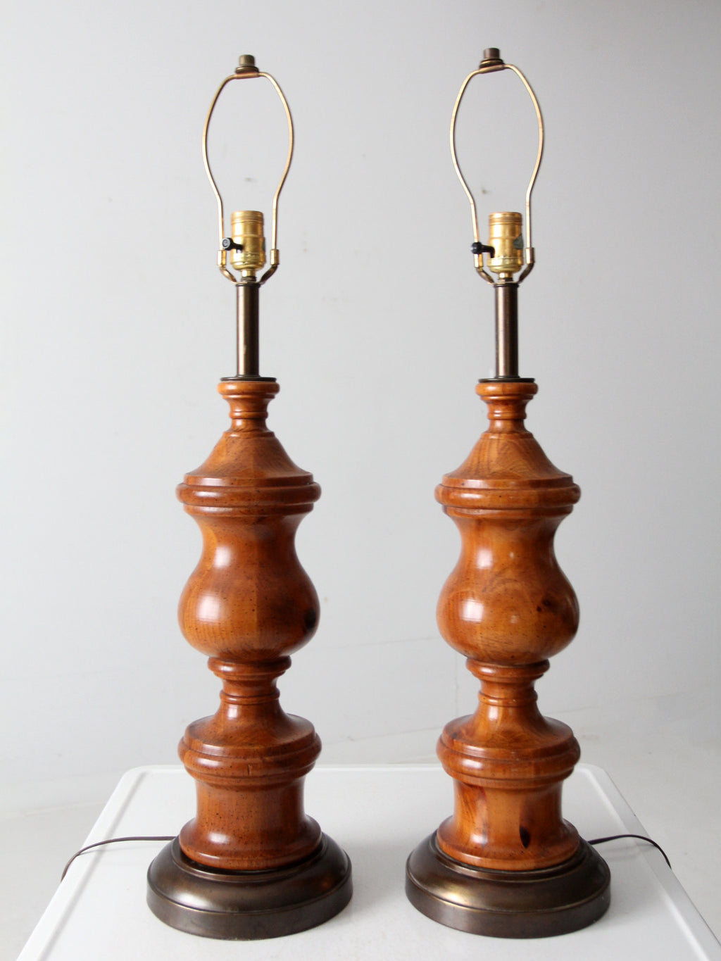 vintage wood baluster table lamps pair – 86 Vintage