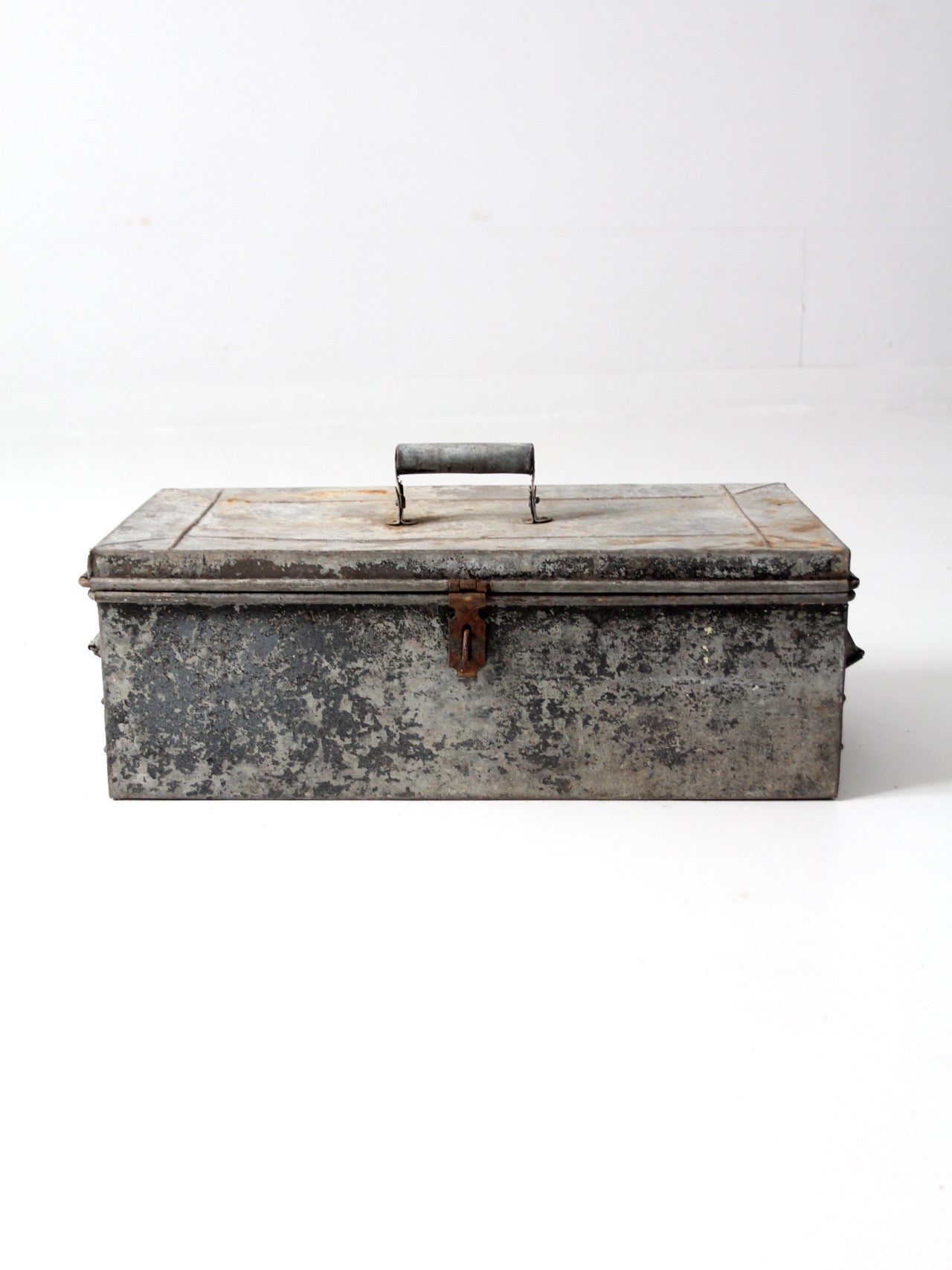 antique galvanized metal tool box – 86 Vintage