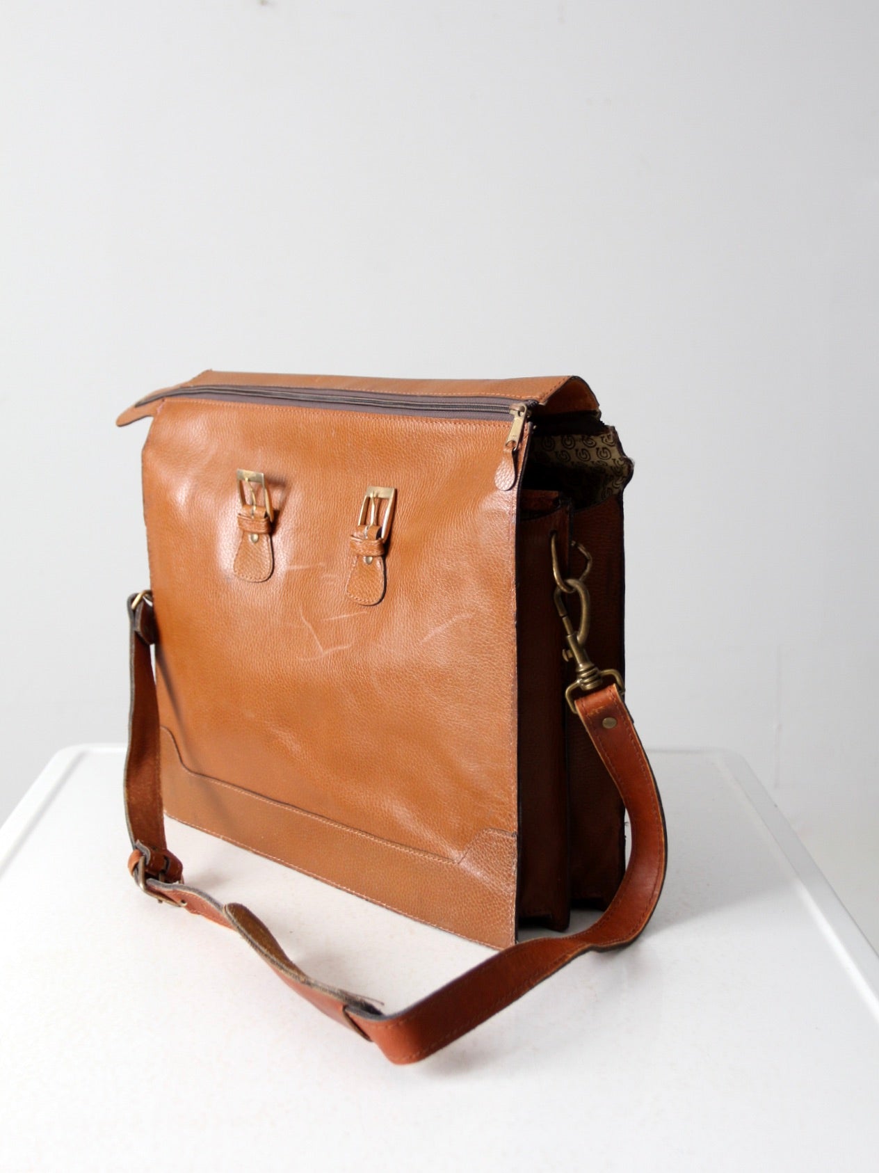 vintage 70s leather messenger bag – 86 Vintage