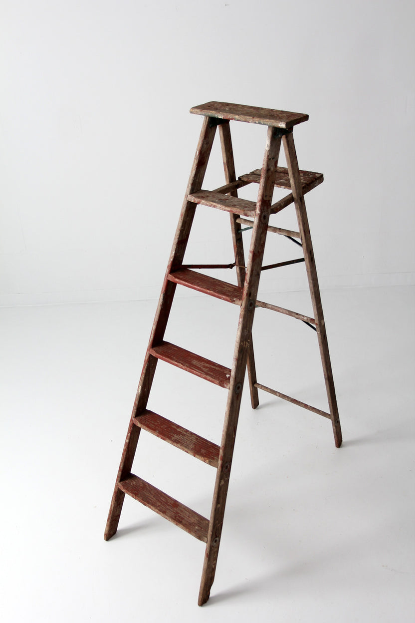 vintage red wooden painter's ladder, 5.5 feet – 86 Vintage