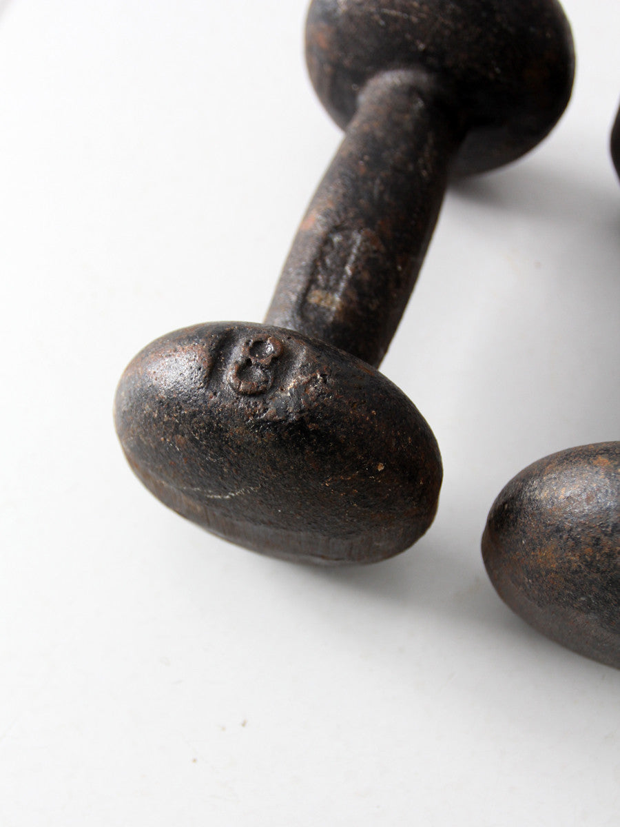 vintage 8 pound hand weights – 86 Vintage