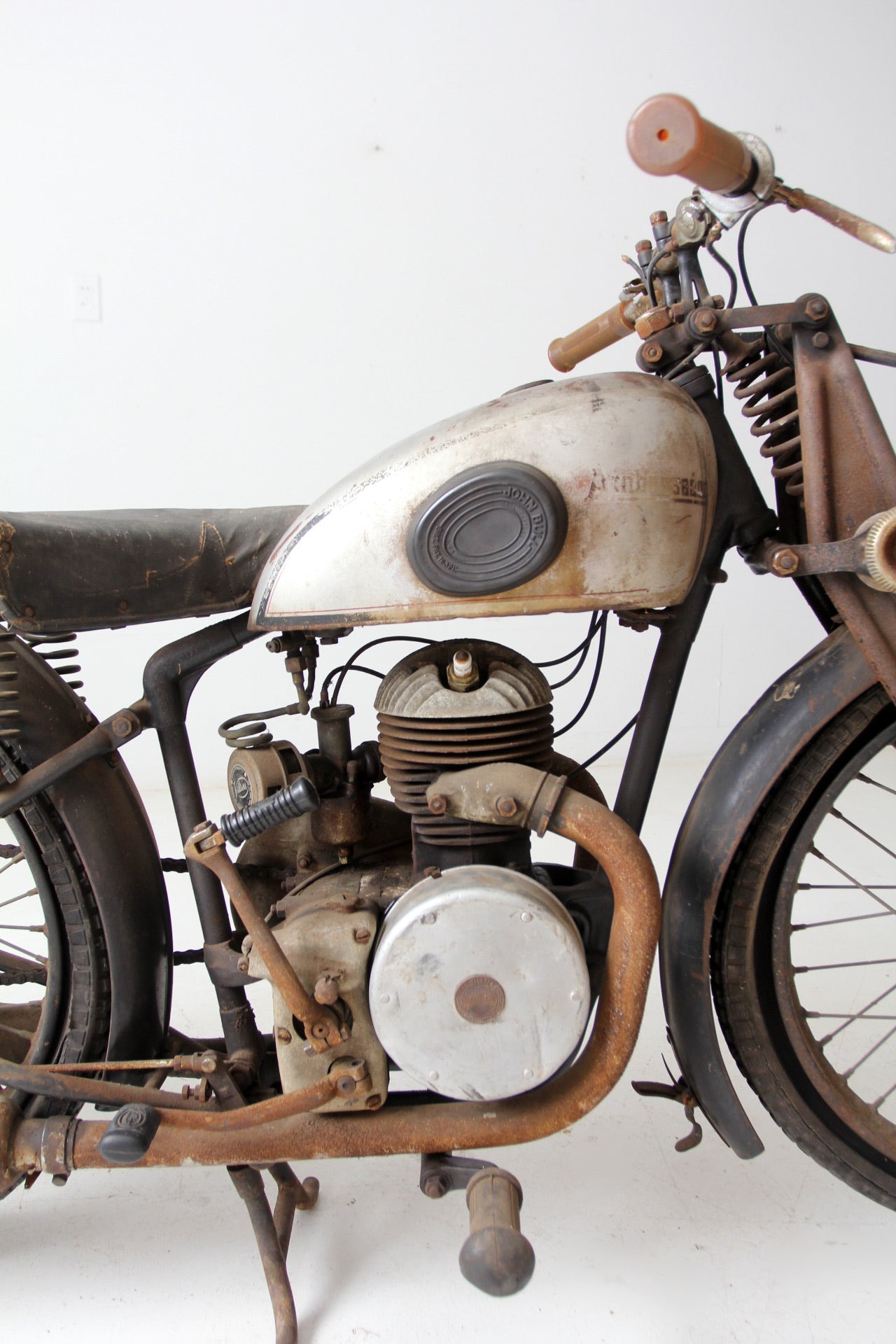 Ambassador Motorcycle – 86 Vintage