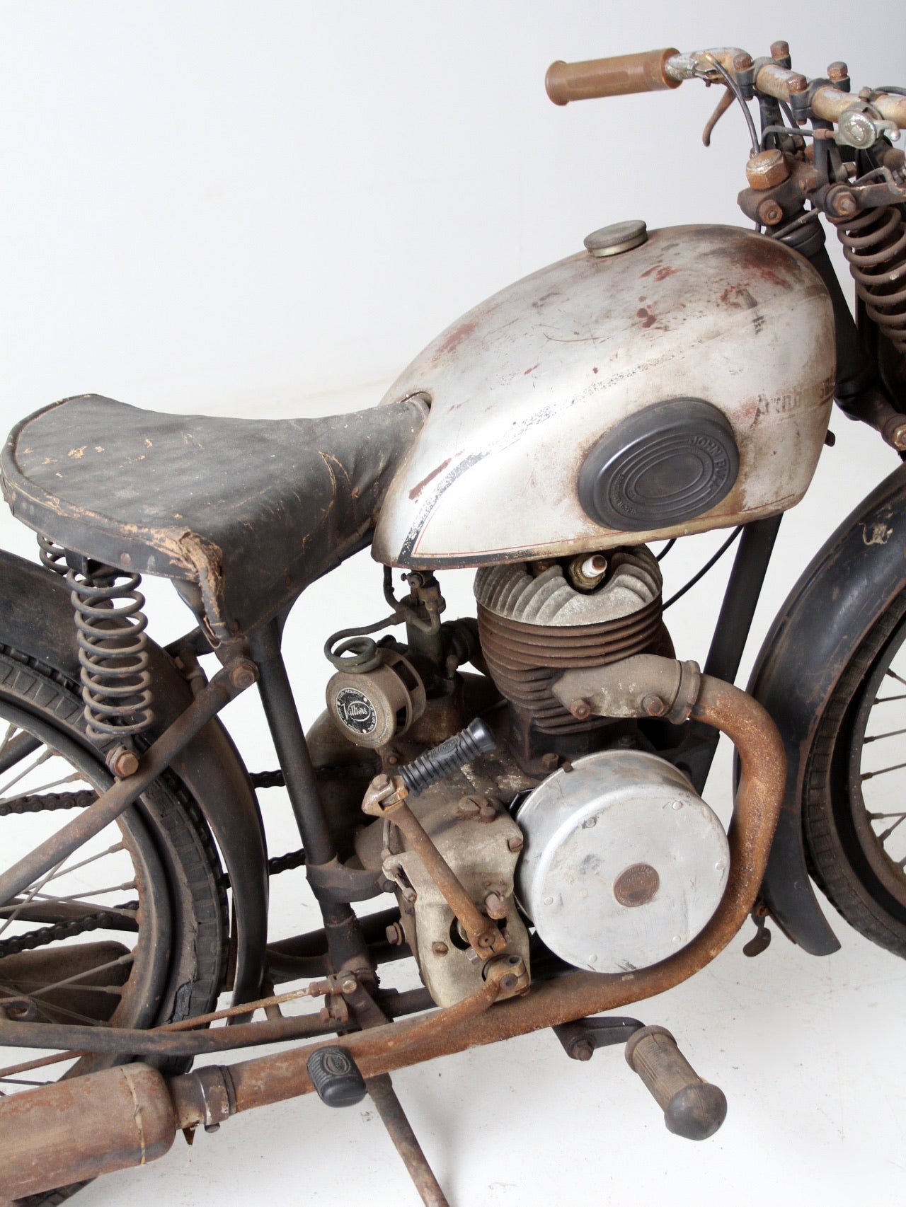 Ambassador Motorcycle – 86 Vintage