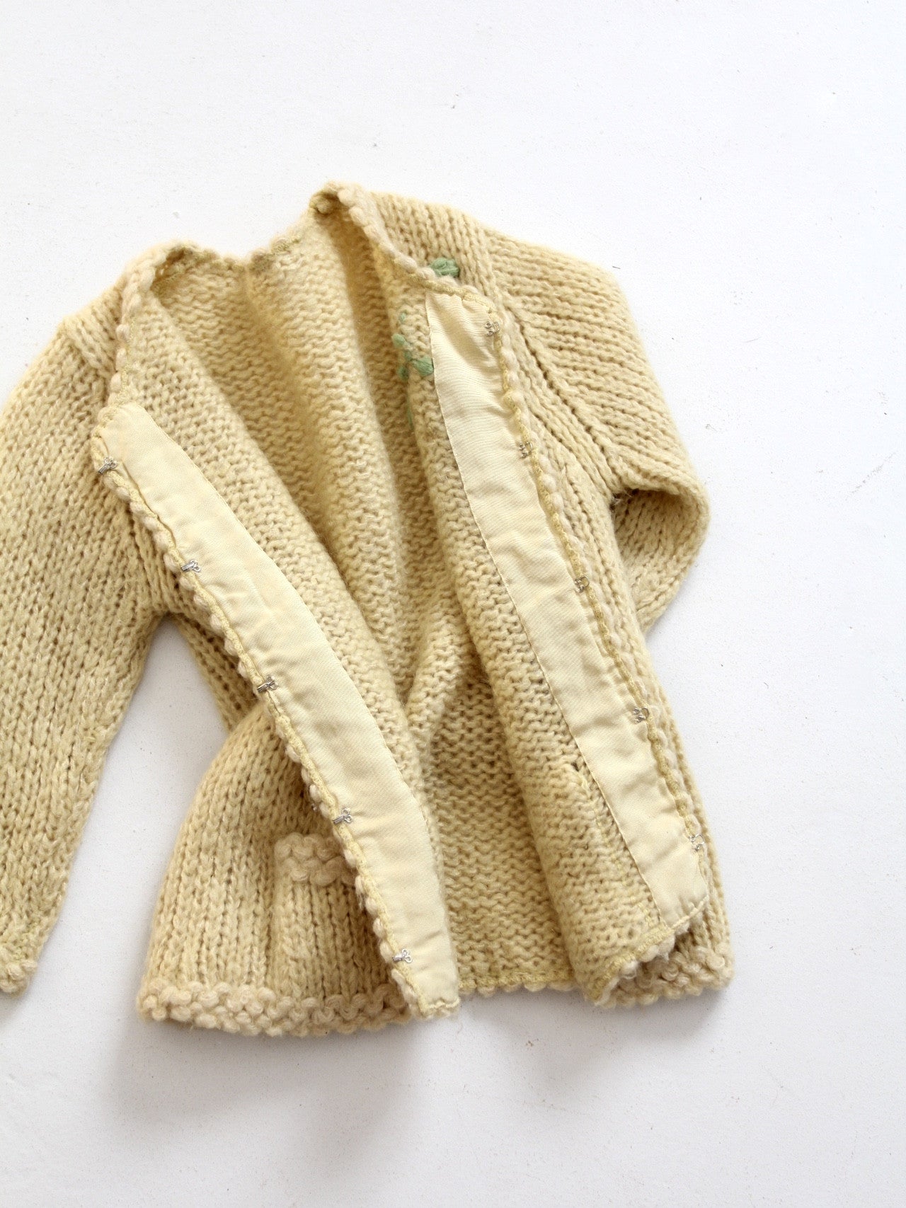 vintage 50s wool cardigan with velvet appliqué – 86 Vintage