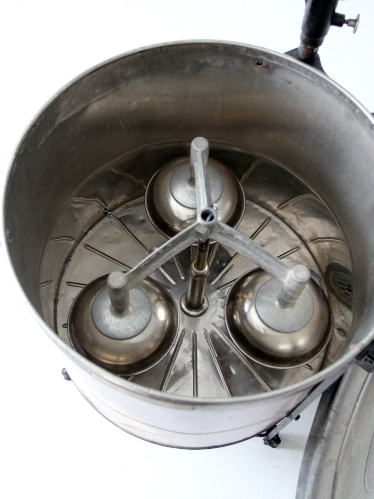 antique Easy Washer washing machine – 86 Vintage