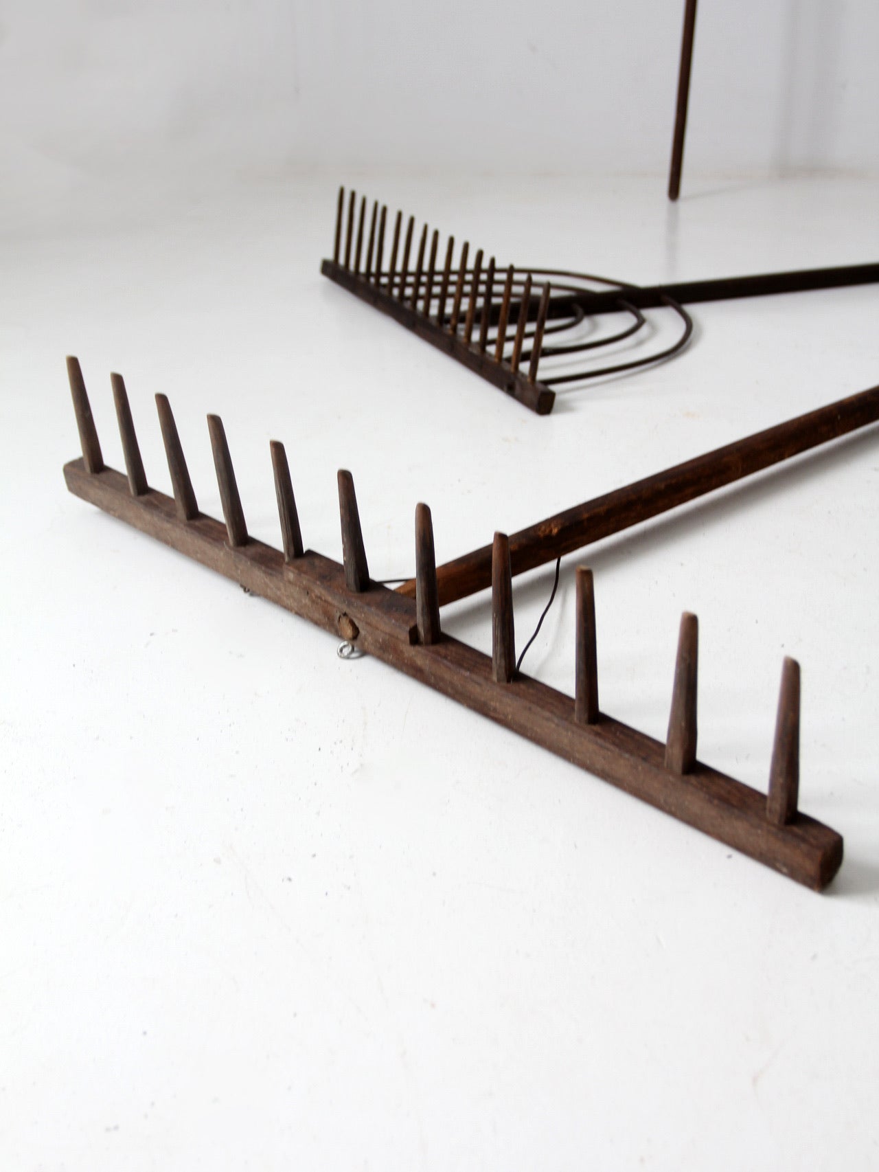 antique primitive hay rake collection – 86 Vintage