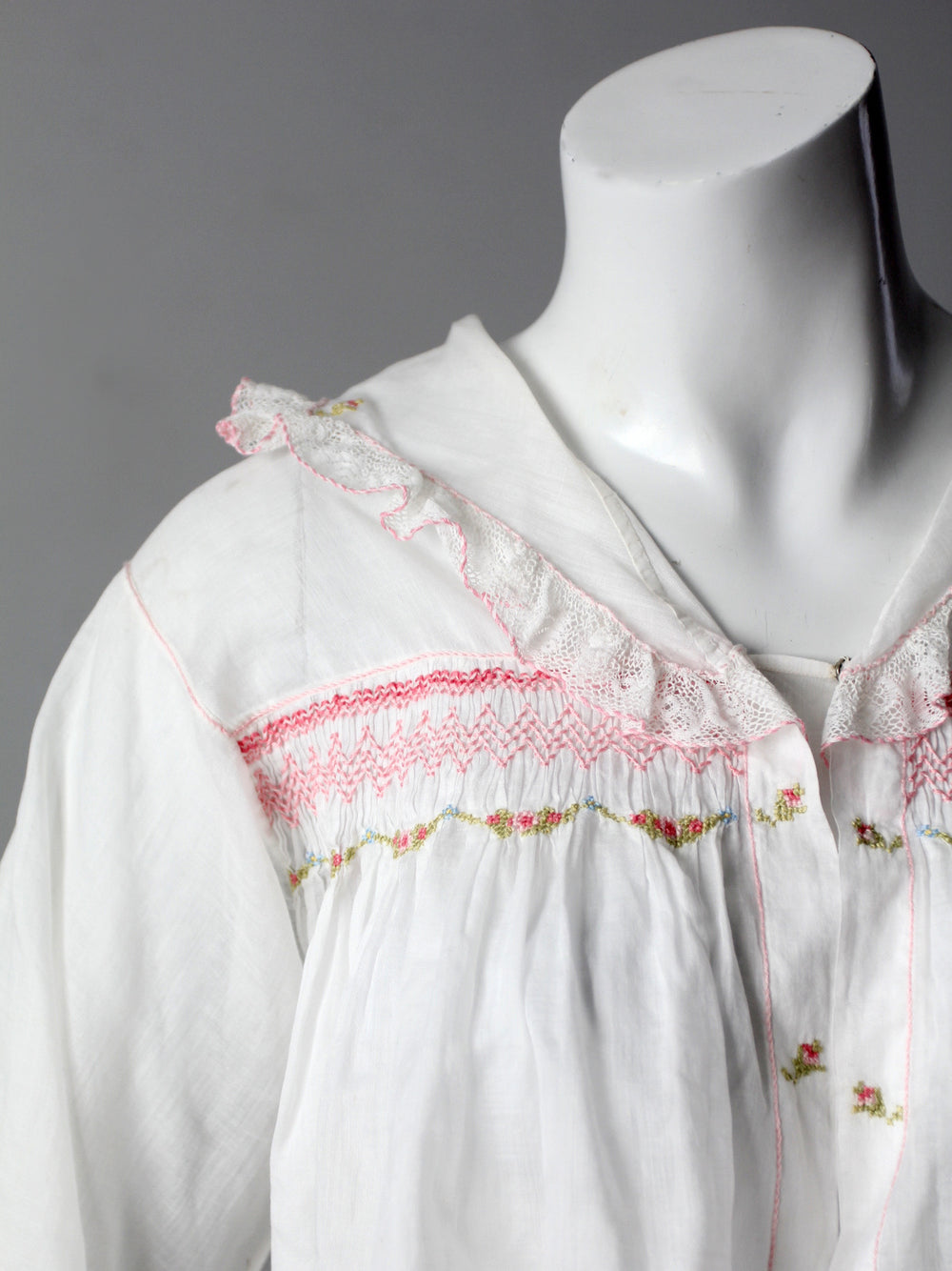 Antique Clothing & Accessories – 86 Vintage