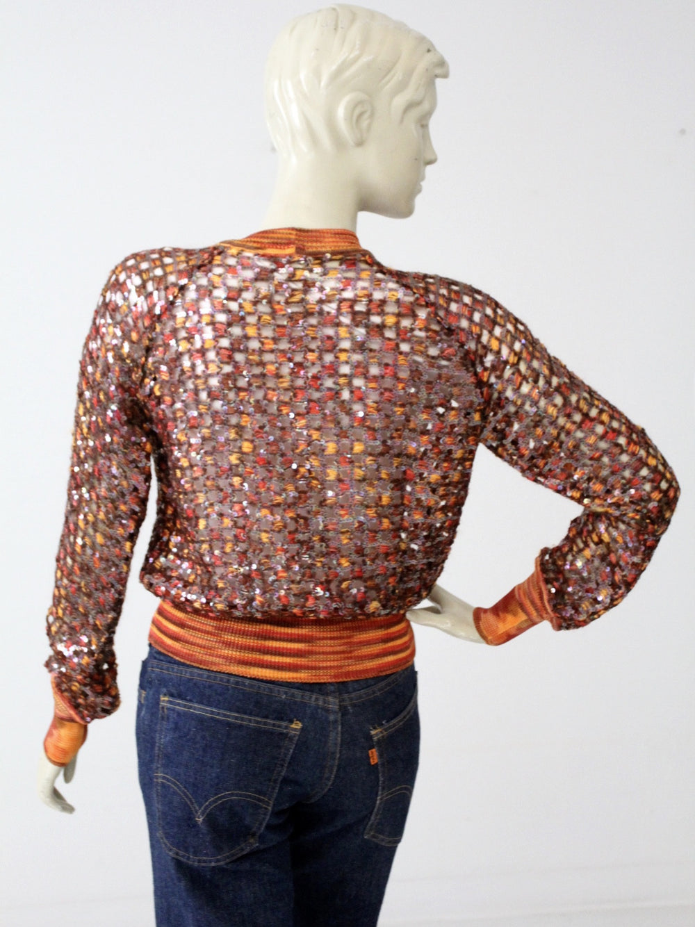 A curated collection of antique and vintage decor and apparel. – 86 Vintage